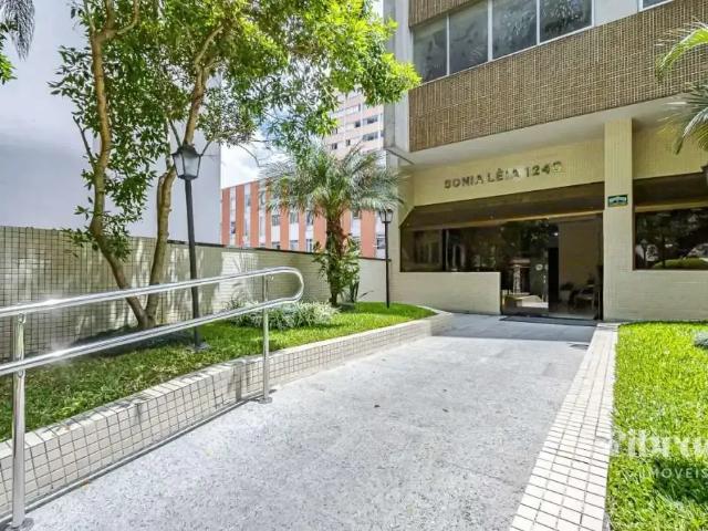 Apartamento para Venda em Curitiba/PR Água Verde 4 Quartos