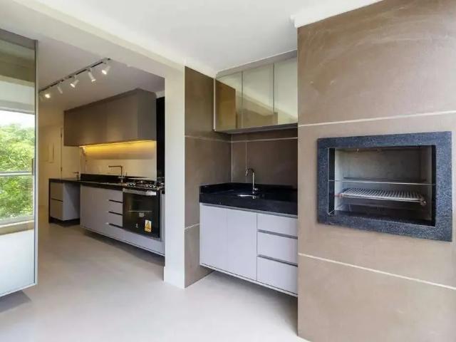 Apartamento para Venda em Curitiba/PR Água Verde 4 Quartos