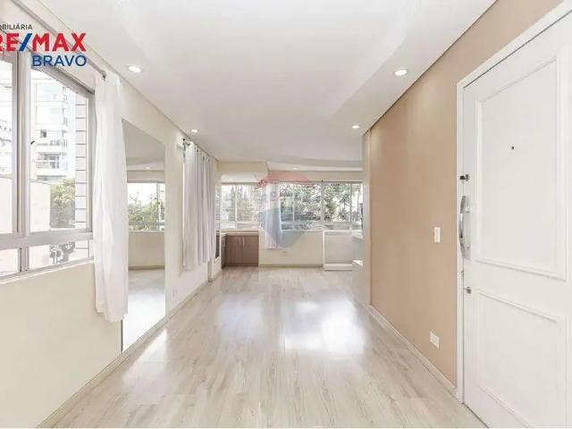 Apartamento para Venda em Curitiba/PR Água Verde 4 Quartos