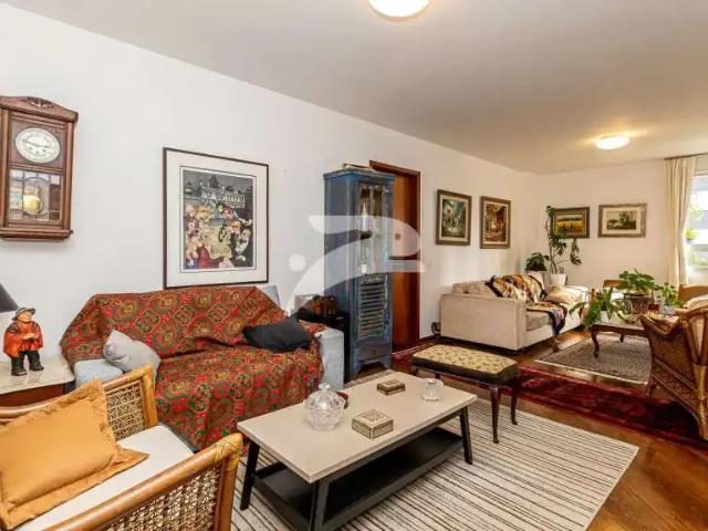 Apartamento para Venda em Curitiba/PR Água Verde 4 Quartos