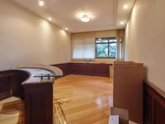 Apartamento para Venda em Curitiba/PR Água Verde 4 Quartos