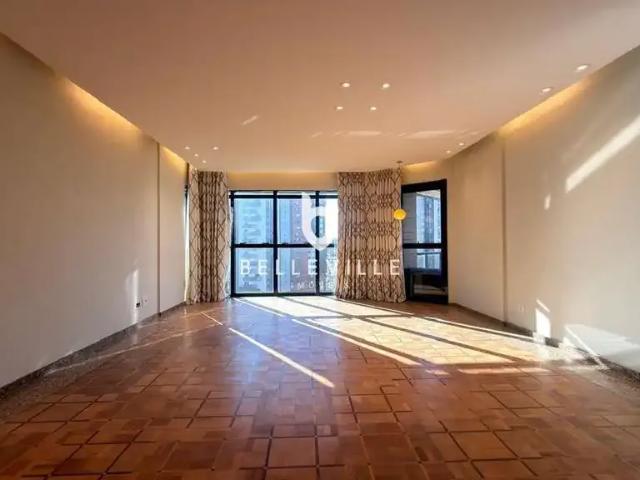 Apartamento para Venda em Curitiba/PR Água Verde 4 Quartos
