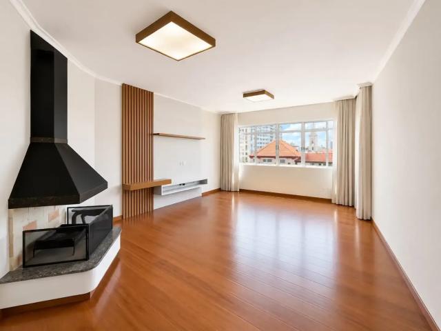 Apartamento para Venda em Curitiba/PR Água Verde 4 Quartos