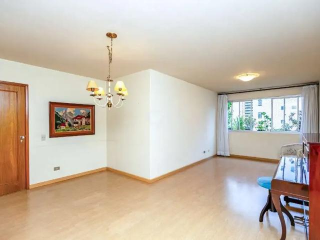 Apartamento para Venda em Curitiba/PR Água Verde 3 Quartos