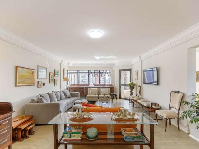 Apartamento para Venda em Curitiba/PR Água Verde 3 Quartos