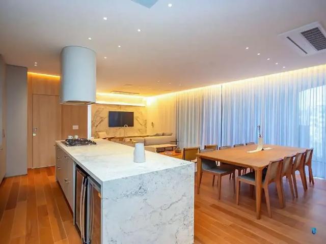 Apartamento para Venda em Curitiba/PR Água Verde 3 Quartos