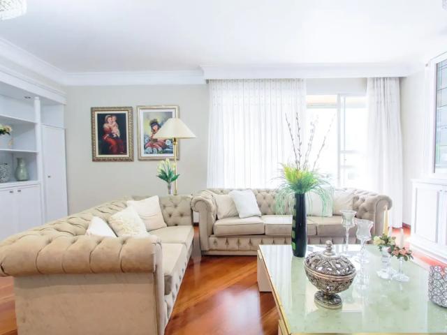 Apartamento para Venda em Curitiba/PR Água Verde 3 Quartos