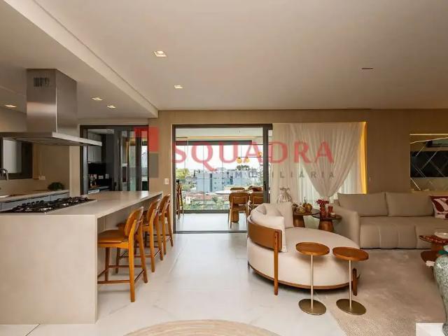 Apartamento para Venda em Curitiba/PR Água Verde 3 Quartos