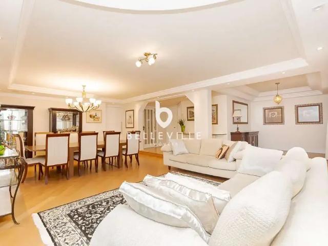 Apartamento para Venda em Curitiba/PR Água Verde 3 Quartos