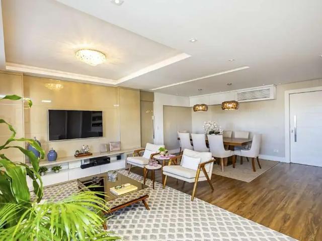 Apartamento para Venda em Curitiba/PR Água Verde 3 Quartos