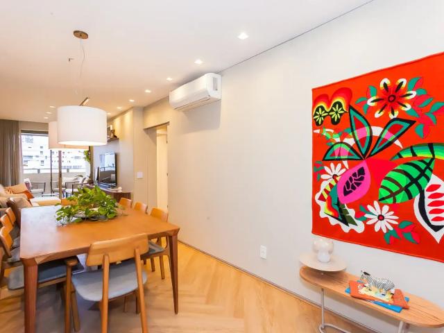 Apartamento para Venda em Curitiba/PR Água Verde 3 Quartos
