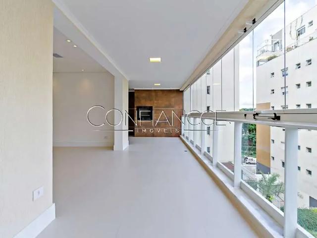Apartamento para Venda em Curitiba/PR Água Verde 3 Quartos