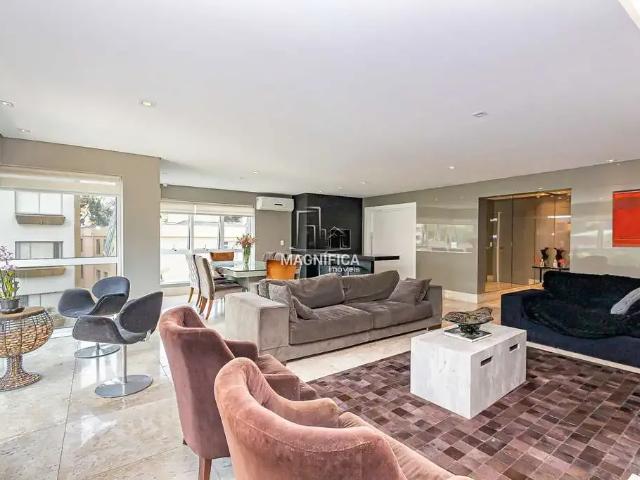Apartamento para Venda em Curitiba/PR Água Verde 3 Quartos