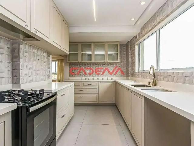 Apartamento para Venda em Curitiba/PR Água Verde 3 Quartos