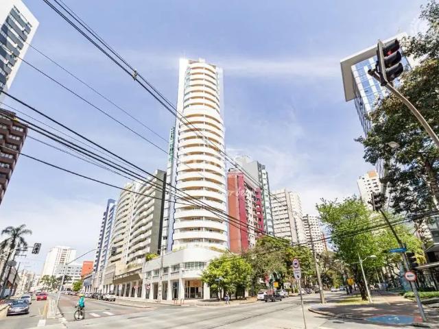 Apartamento para Venda em Curitiba/PR Água Verde 3 Quartos