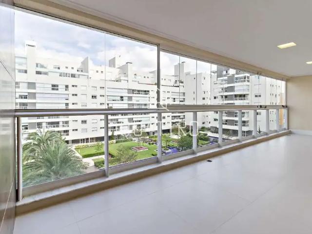 Apartamento para Venda em Curitiba/PR Água Verde 3 Quartos