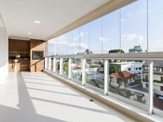 Apartamento para Venda em Curitiba/PR Água Verde 3 Quartos