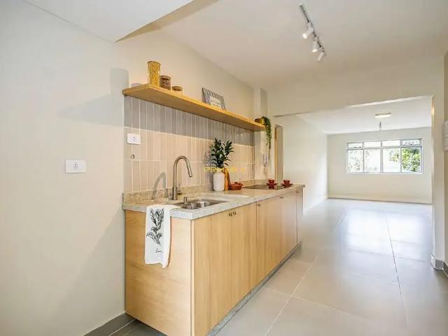 Apartamento para Venda em Curitiba/PR Água Verde 3 Quartos