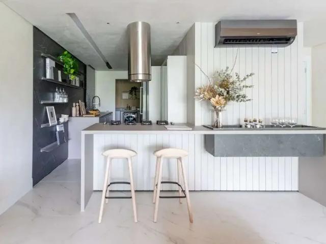 Apartamento para Venda em Curitiba/PR Água Verde 3 Quartos