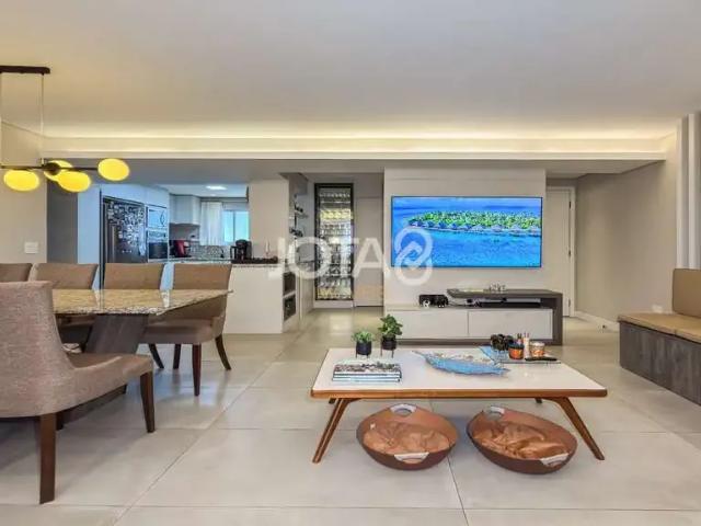 Apartamento para Venda em Curitiba/PR Água Verde 3 Quartos