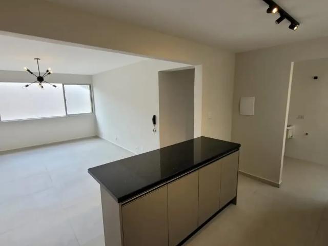 Apartamento para Venda em Curitiba/PR Água Verde 3 Quartos