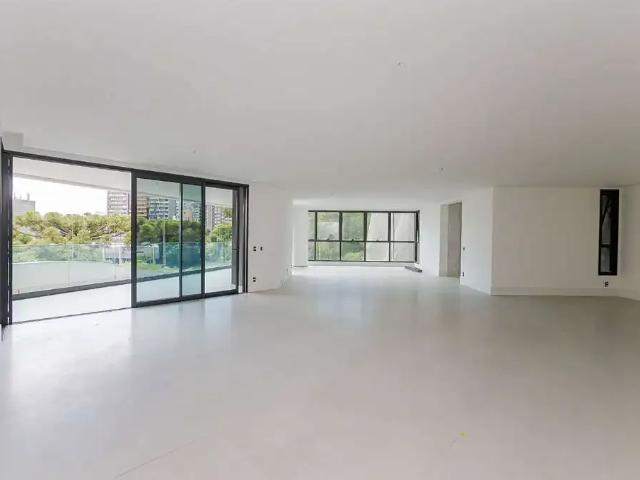 Apartamento para Venda em Curitiba/PR Água Verde 3 Quartos