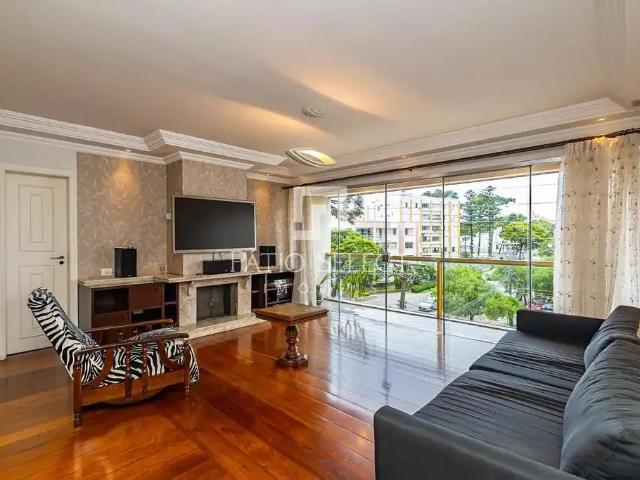 Apartamento para Venda em Curitiba/PR Água Verde 3 Quartos