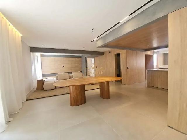 Apartamento para Venda em Curitiba/PR Água Verde 3 Quartos