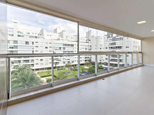 Apartamento para Venda em Curitiba/PR Água Verde 3 Quartos