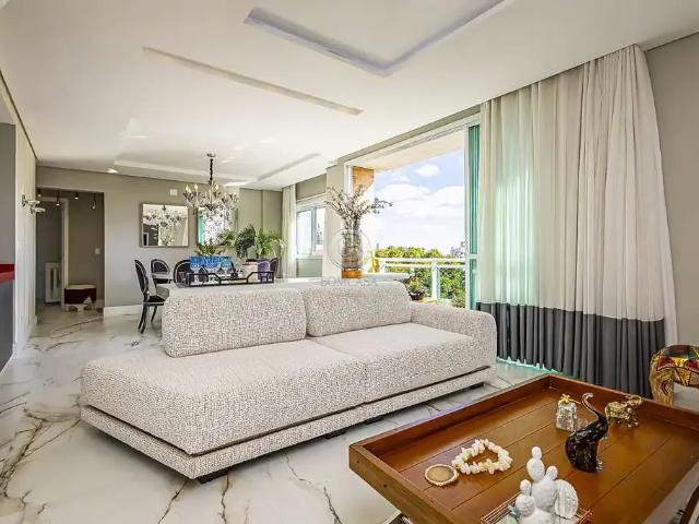 Apartamento para Venda em Curitiba/PR Água Verde 3 Quartos