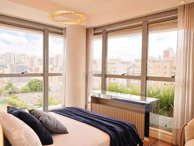Apartamento para Venda em Curitiba/PR Água Verde 3 Quartos