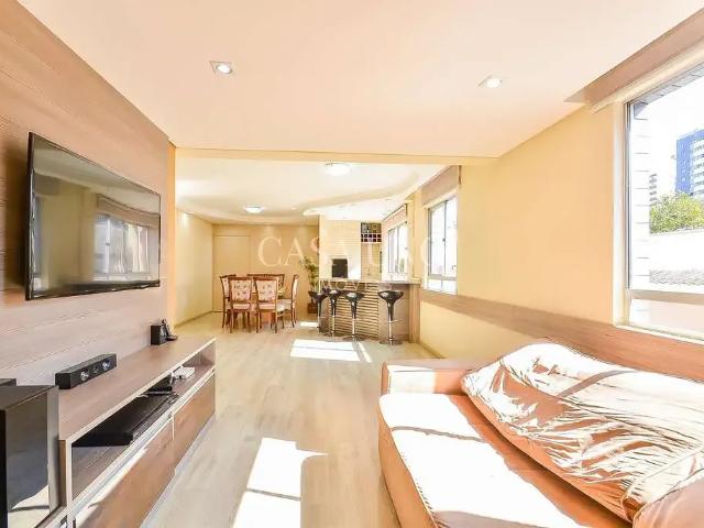 Apartamento para Venda em Curitiba/PR Água Verde 3 Quartos