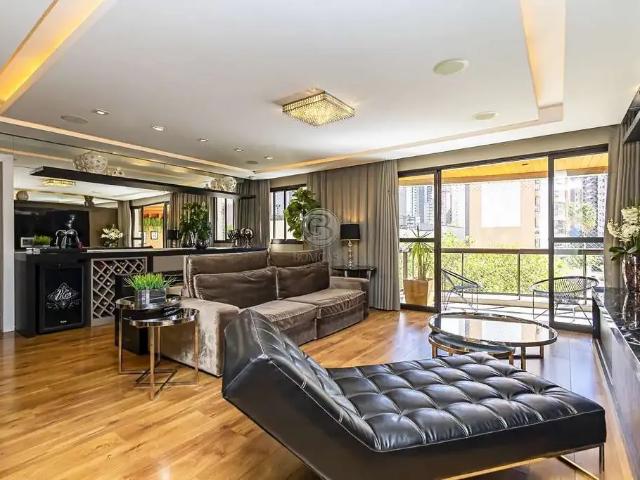Apartamento para Venda em Curitiba/PR Água Verde 3 Quartos