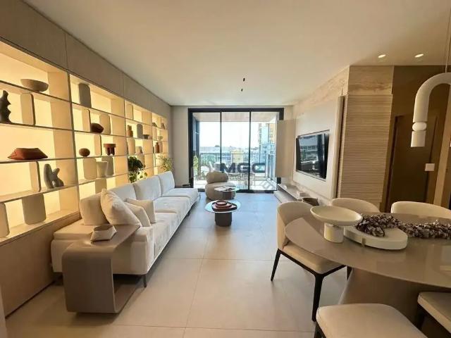 Apartamento para Venda em Curitiba/PR Água Verde 3 Quartos