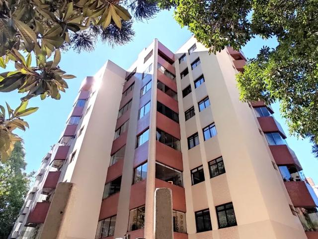 Apartamento para Venda em Curitiba/PR Água Verde 3 Quartos