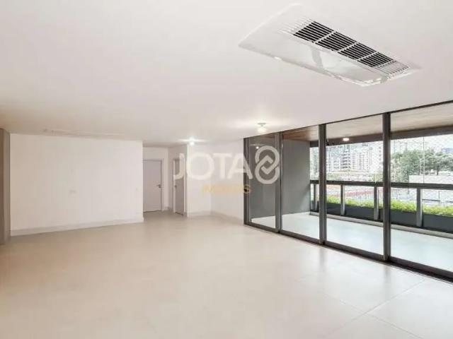 Apartamento para Venda em Curitiba/PR Batel 3 Quartos