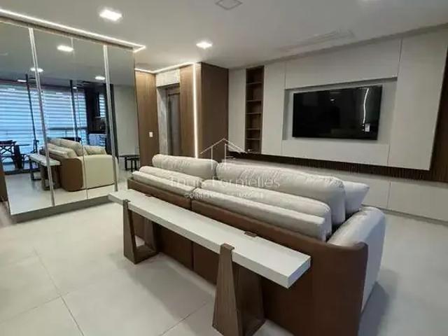 Apartamento para Venda em Curitiba/PR Batel 3 Quartos