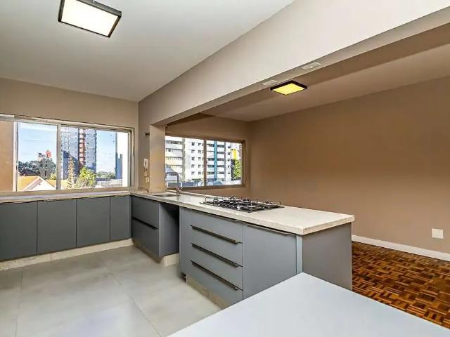 Apartamento para Venda em Curitiba/PR Batel 3 Quartos