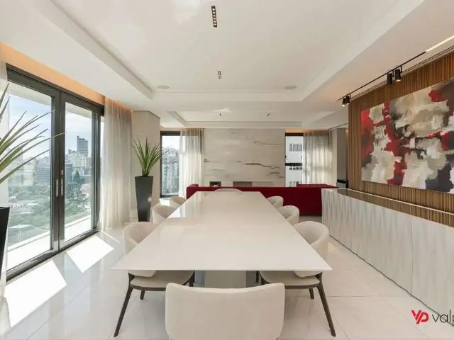 Apartamento para Venda em Curitiba/PR Batel 3 Quartos