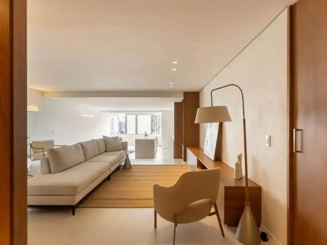 Apartamento para Venda em Curitiba/PR Batel 3 Quartos