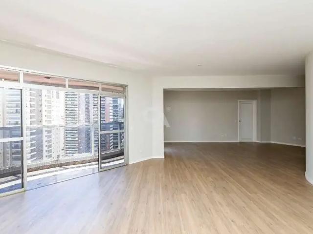 Apartamento para Venda em Curitiba/PR Batel 3 Quartos