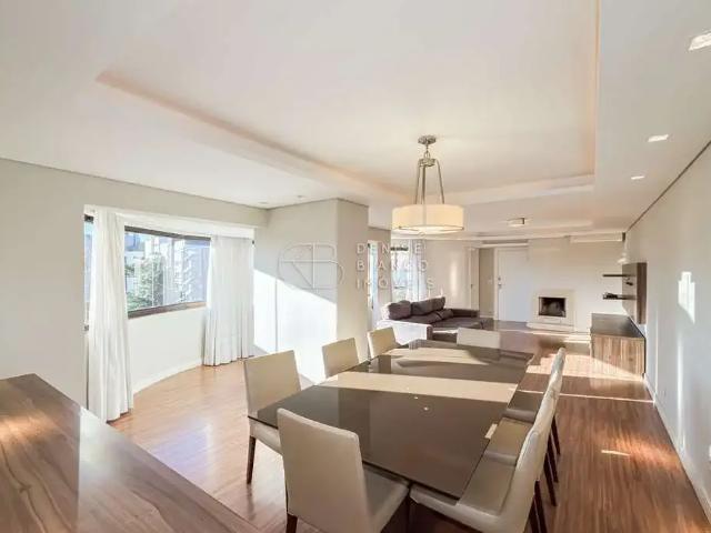 Apartamento para Venda em Curitiba/PR Batel 3 Quartos