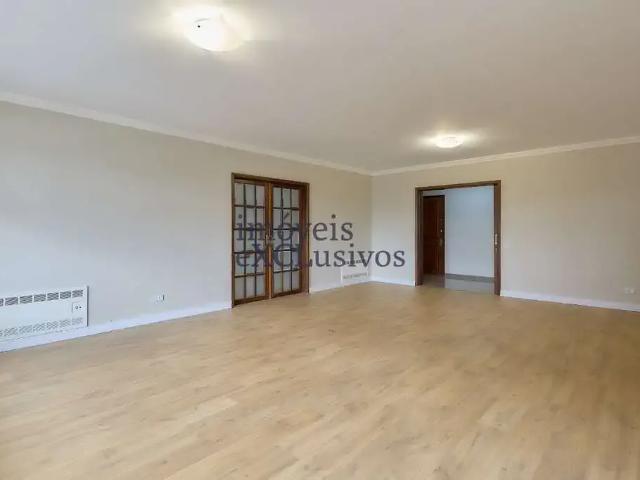 Apartamento para Venda em Curitiba/PR Batel 4 Quartos