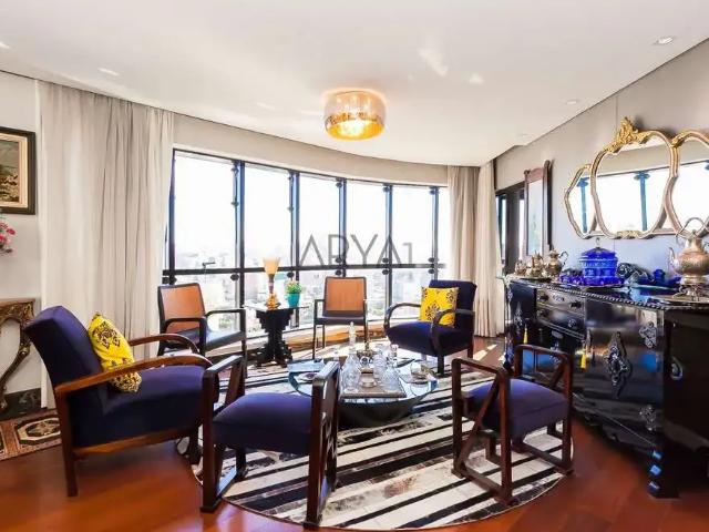 Apartamento para Venda em Curitiba/PR Batel 4 Quartos