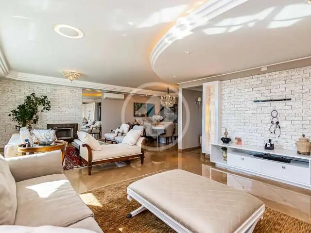 Apartamento para Venda em Curitiba/PR Batel 4 Quartos