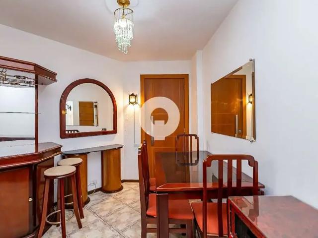 Apartamento para Venda em Curitiba/PR Bigorrilho 2 Quartos