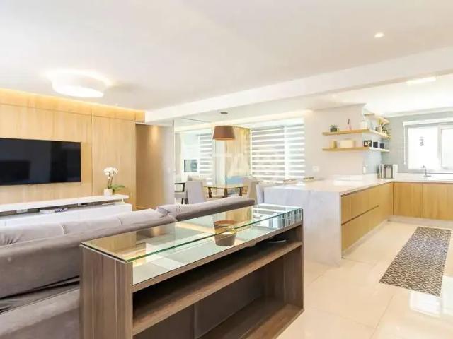 Apartamento para Venda em Curitiba/PR Santa Quitéria 3 Quartos