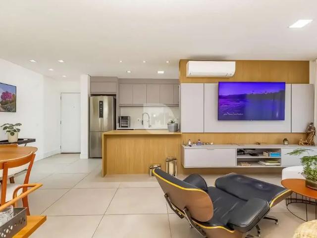 Apartamento para Venda em Curitiba/PR Seminário 3 Quartos