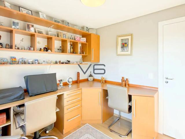 Apartamento para Venda em Curitiba/PR Portão 3 Quartos