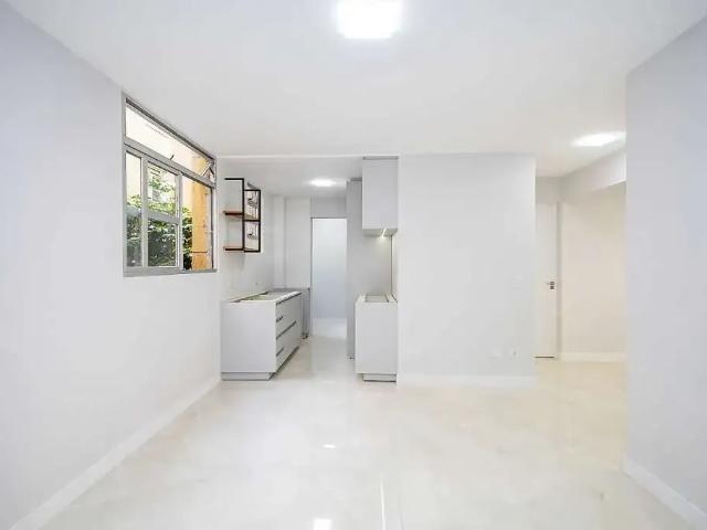 Apartamento para Venda em Curitiba/PR Tarumã 2 Quartos